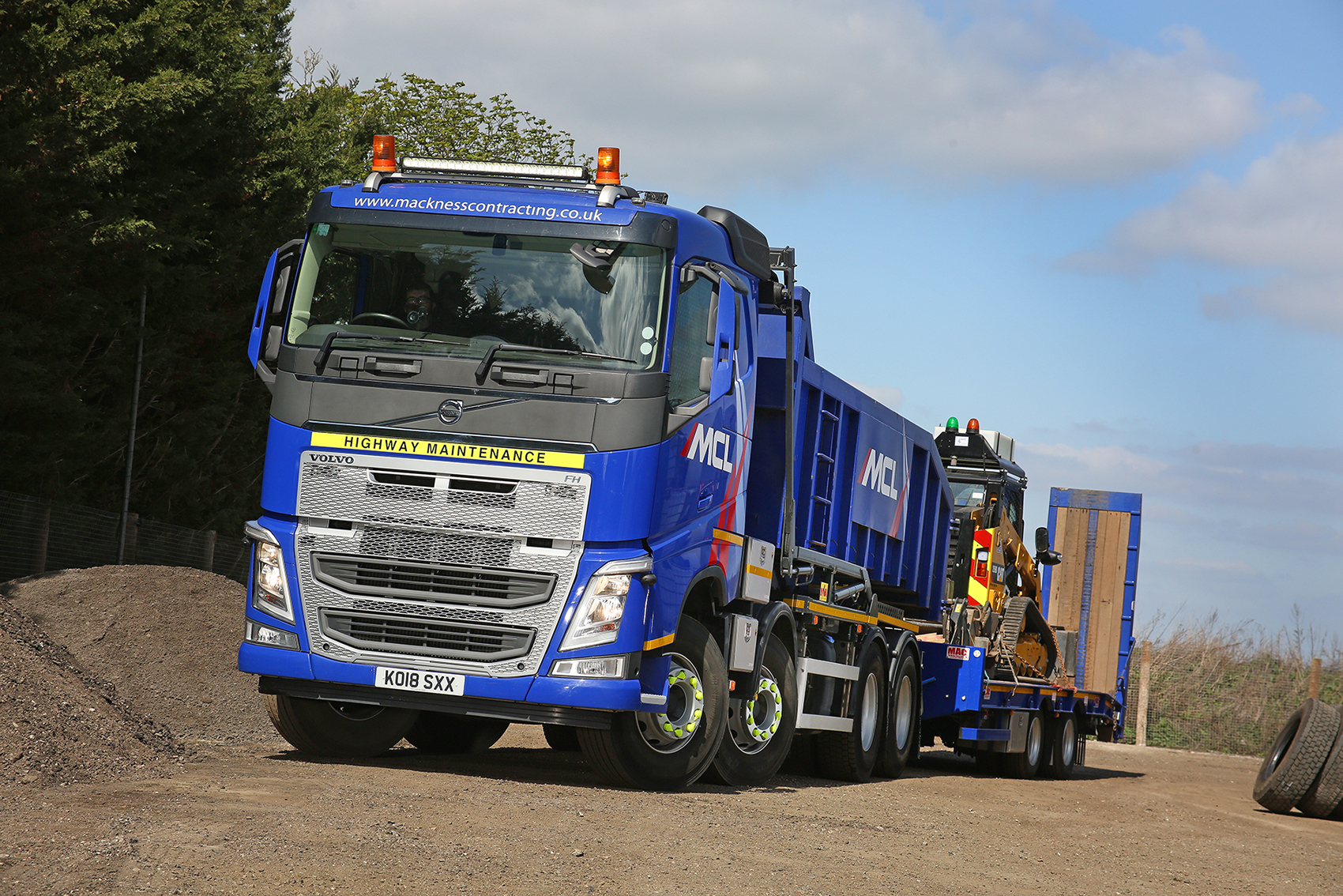 Mackness Contracting expands with new Volvo FH flagship